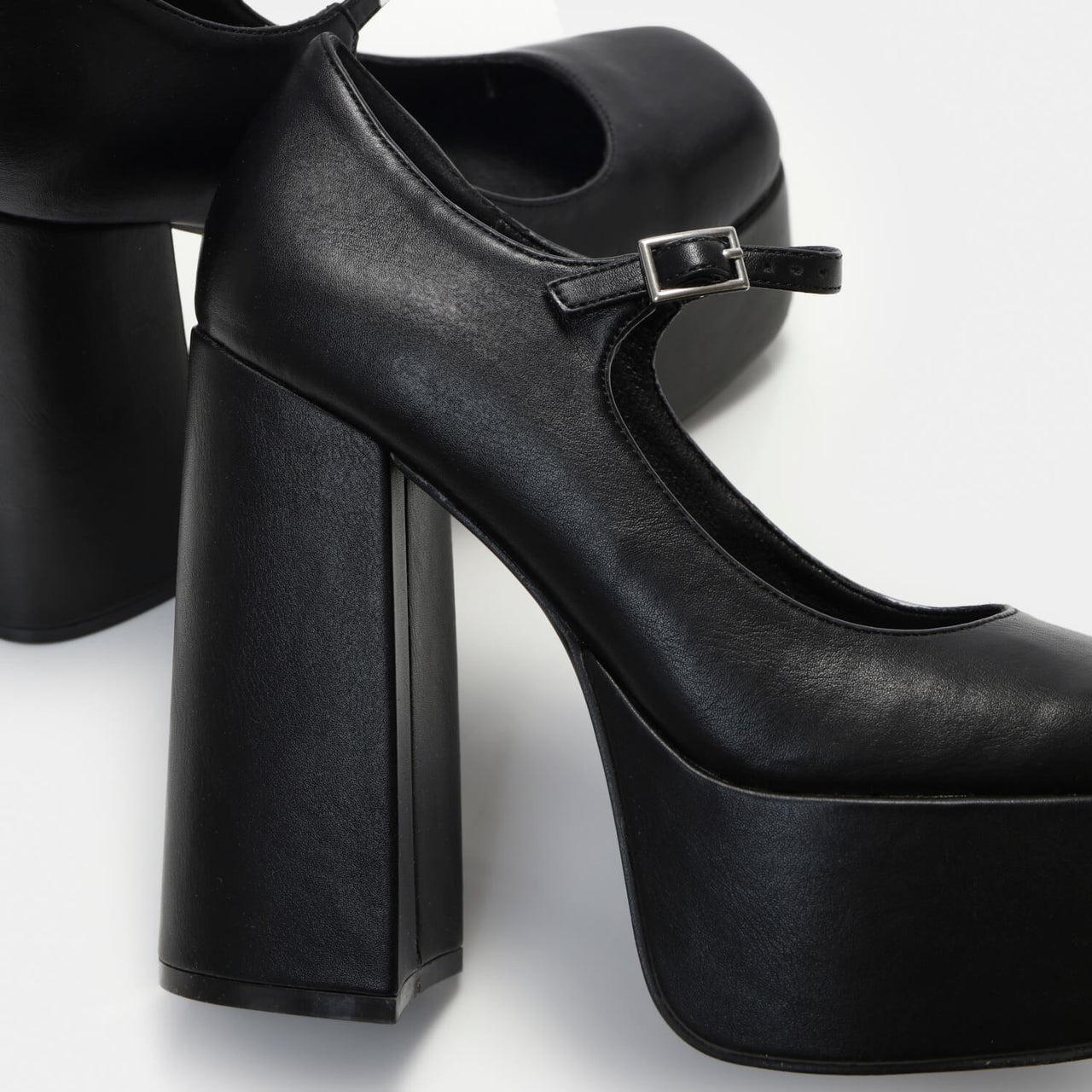 Darkbloom Black Platform Heels | Buy Now at Shoefreaks.ca